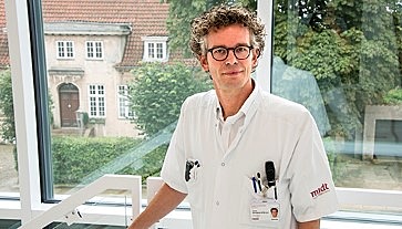 Læger forlader i protest arbejdsgruppe om fedmekirurgi | Ugeskriftet.dk