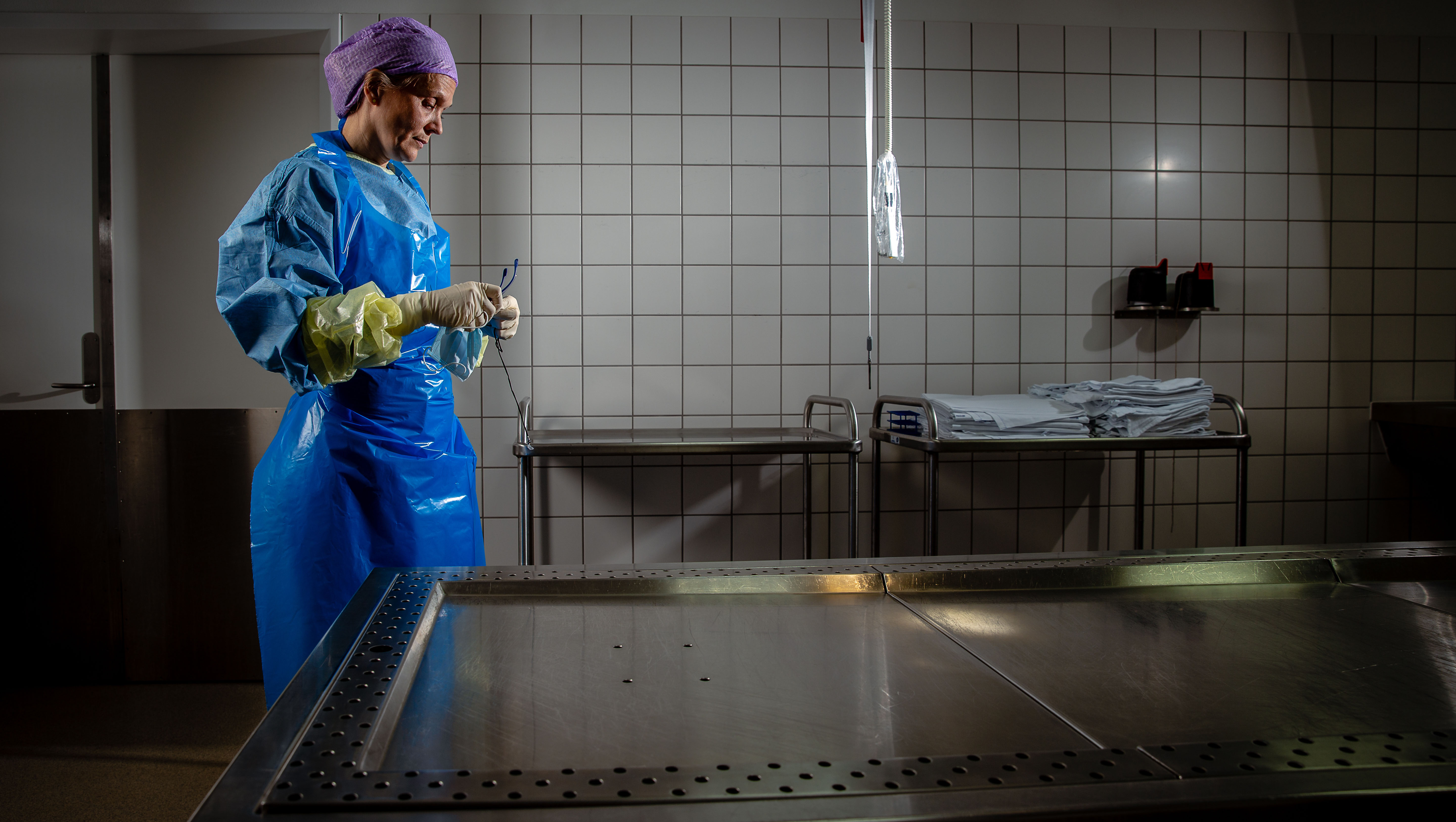 »Jeg går ned til dagens ene obduktion…« | Ugeskriftet.dk